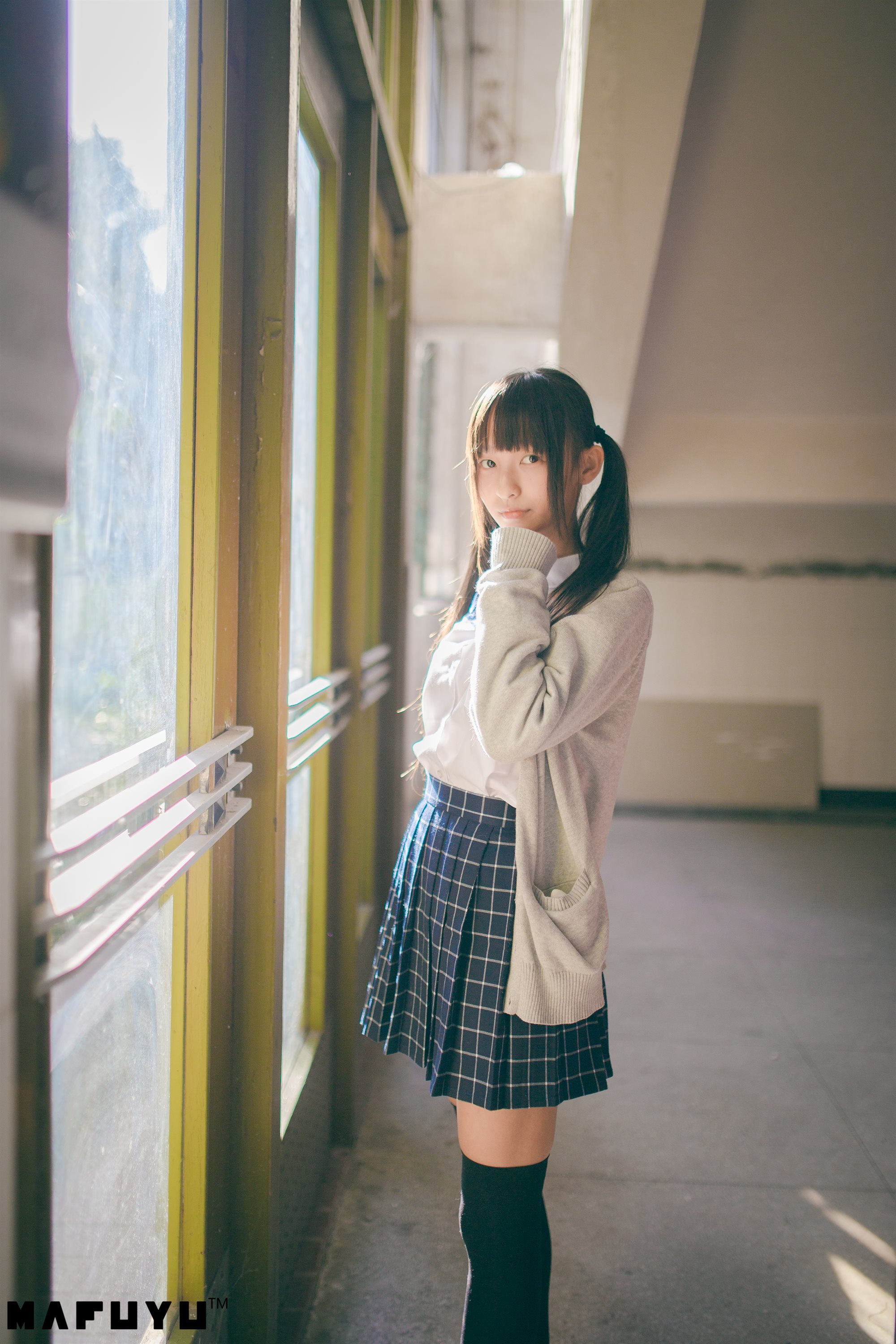 神楽坂真冬-早期写真-JK制服-A - 写真アルバム