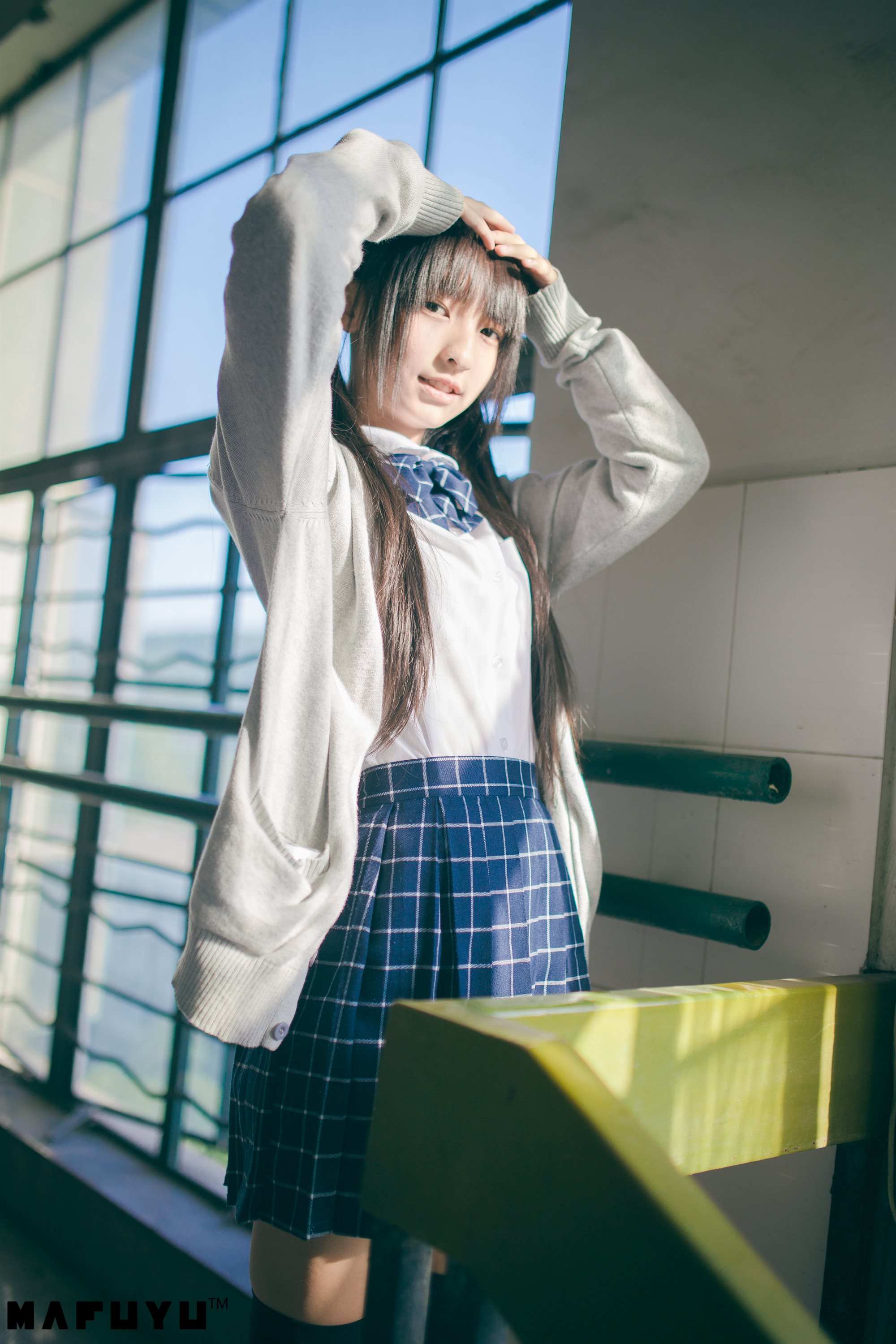 神楽坂真冬-早期写真-JK制服-A - 写真アルバム