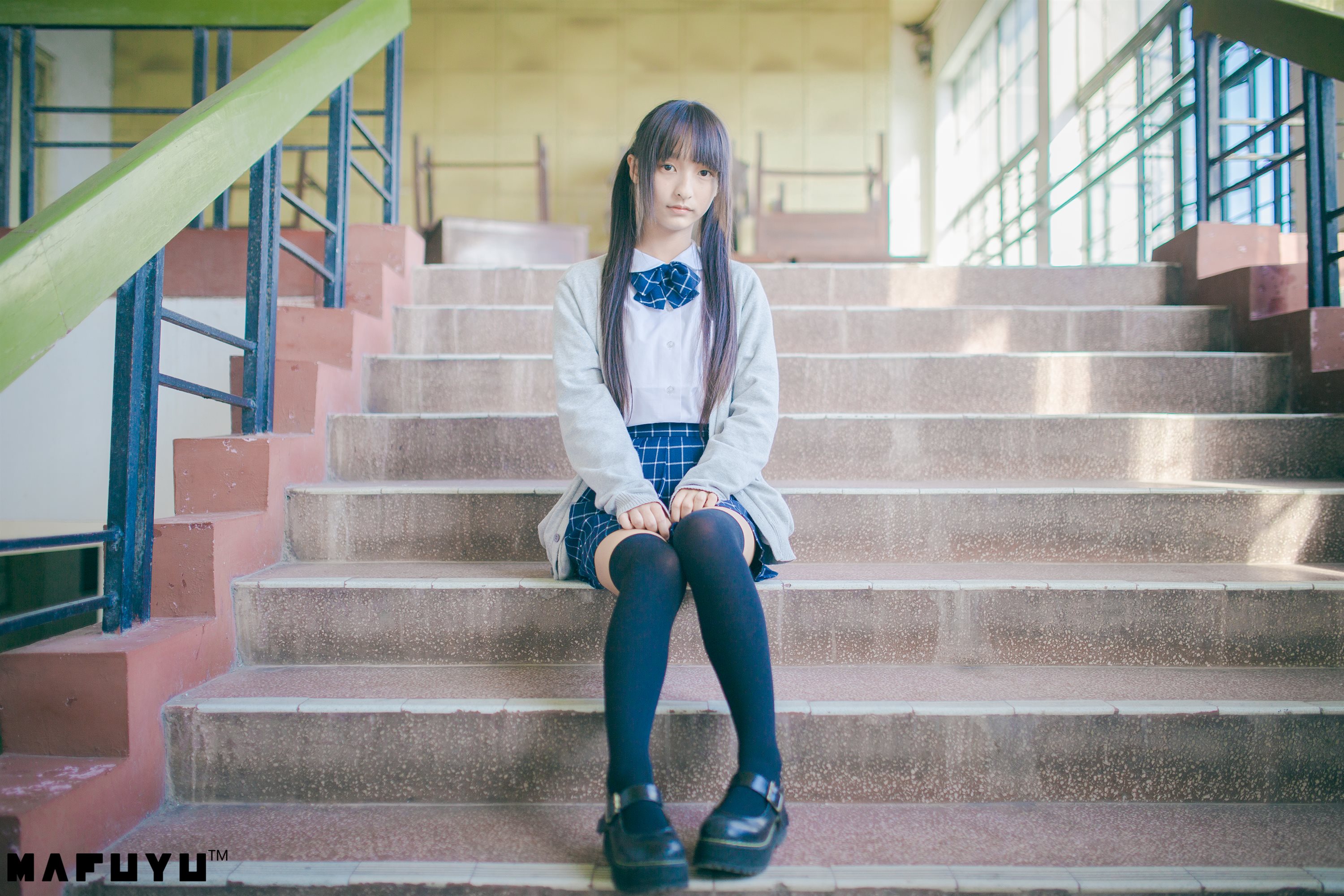 神楽坂真冬-早期写真-JK制服-A - 套图