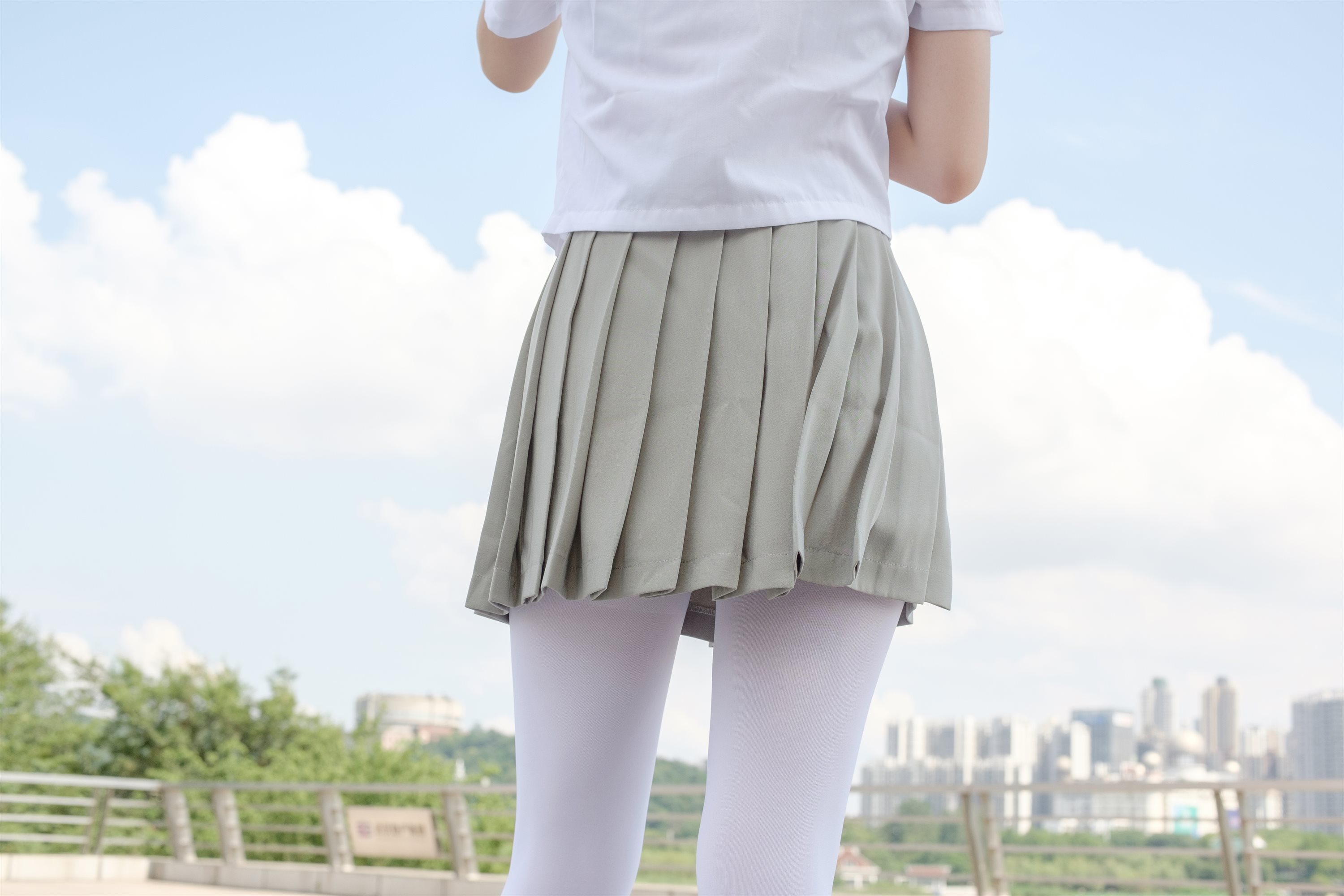 森萝财团-R15-026 - 套图