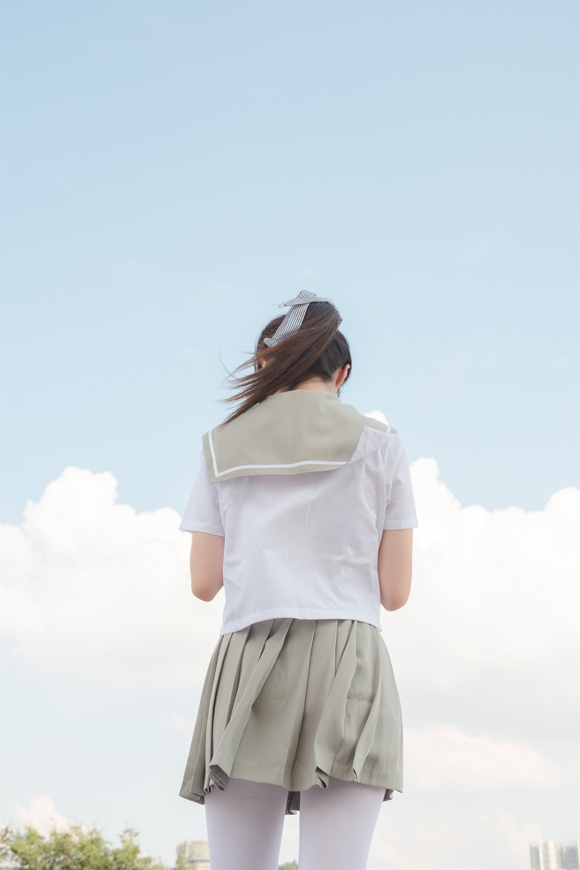 森萝财团-R15-026 - 套图